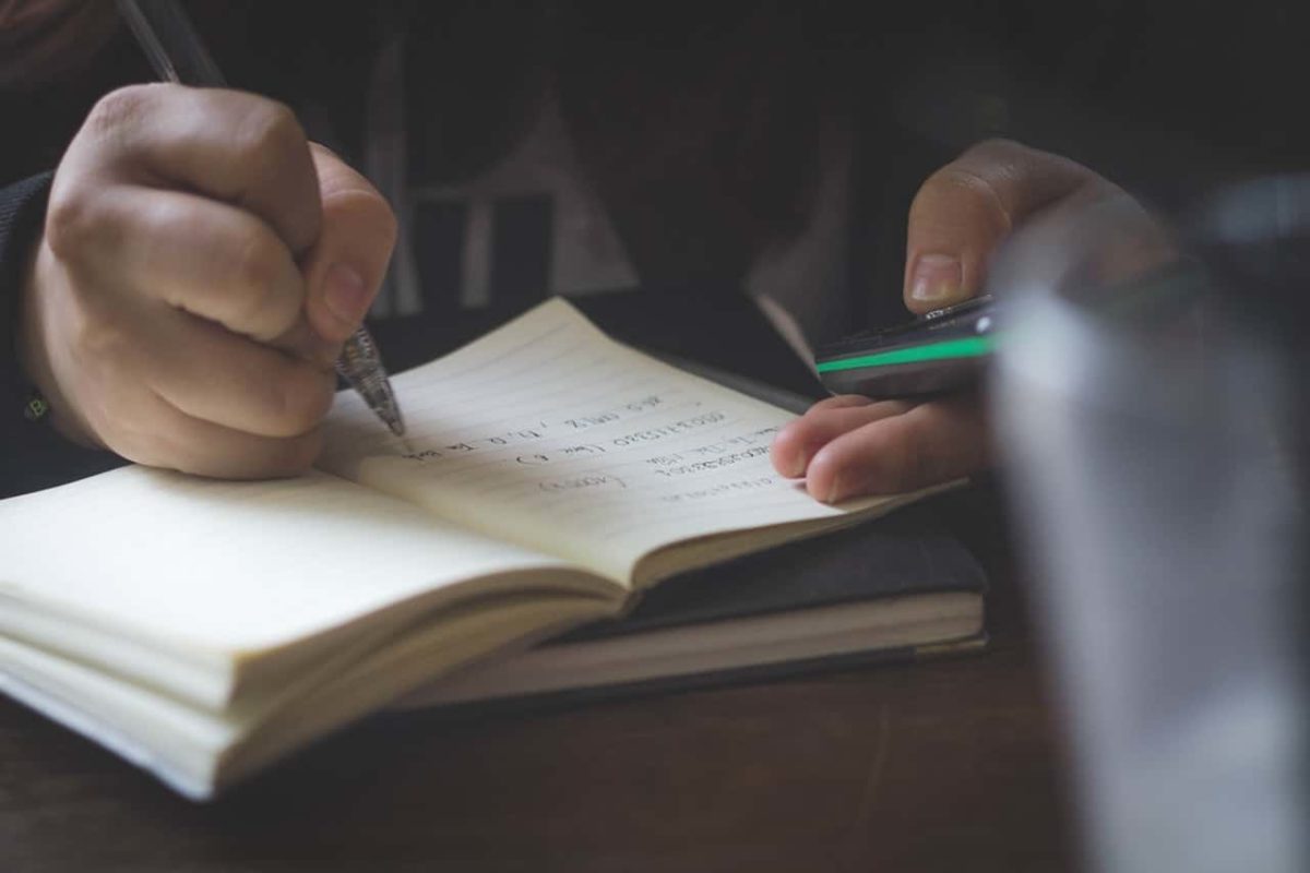How To Write An EPQ Essay (Step-by-Step Guide)