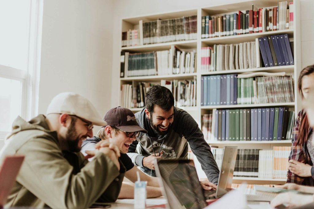 What to expect during the first year of university? - Think Student